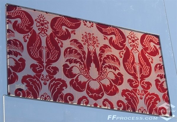 Glass-Cloth-Glass - Translucently cloths in glass